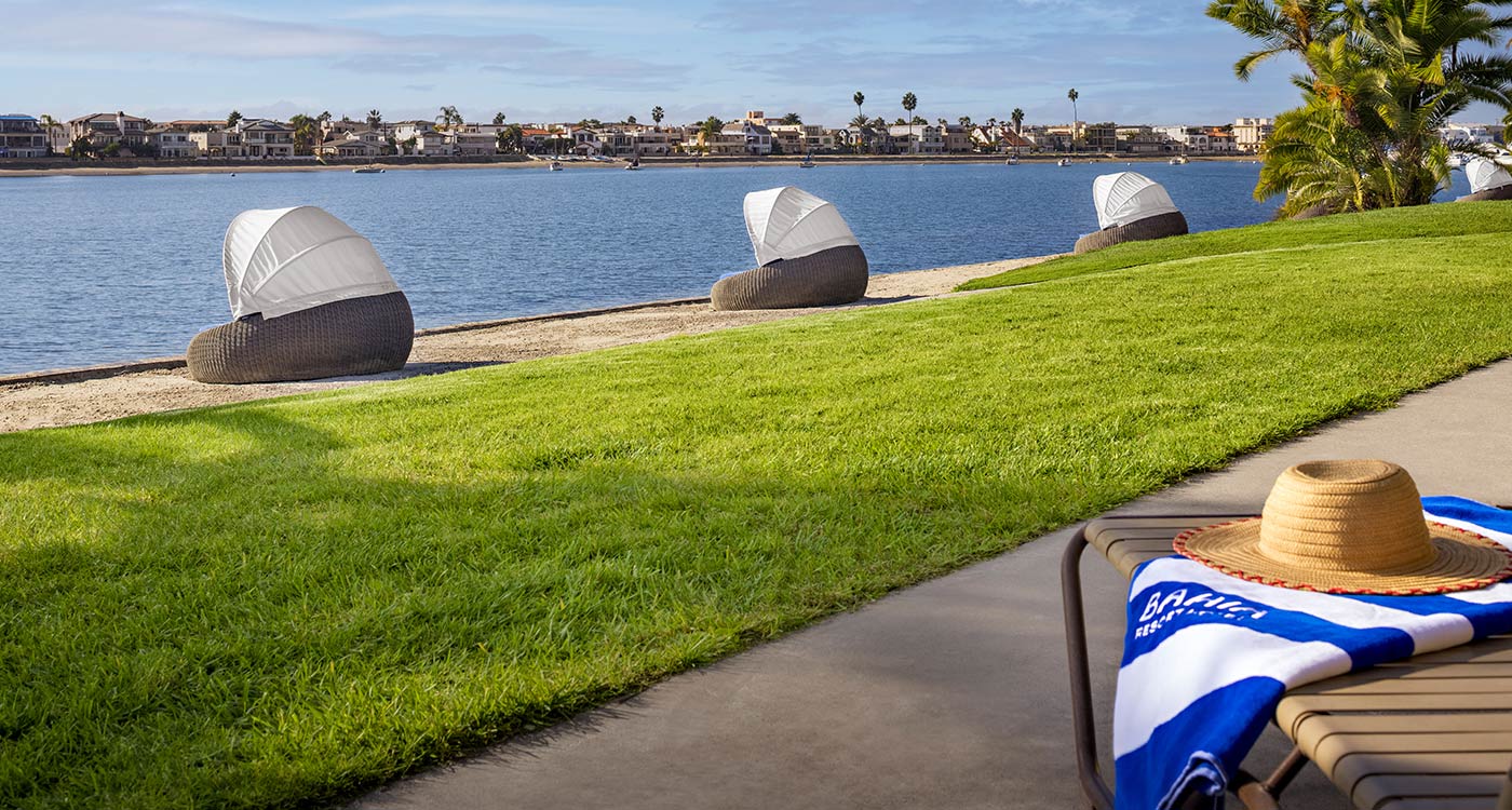 Beachfront Hotel Rooms and Suites in San Diego | Bahia Resort Hotel